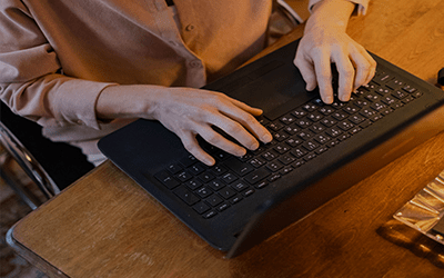 Cara Mengatasi Layar Laptop Warna Merah | Tekno & Kripto