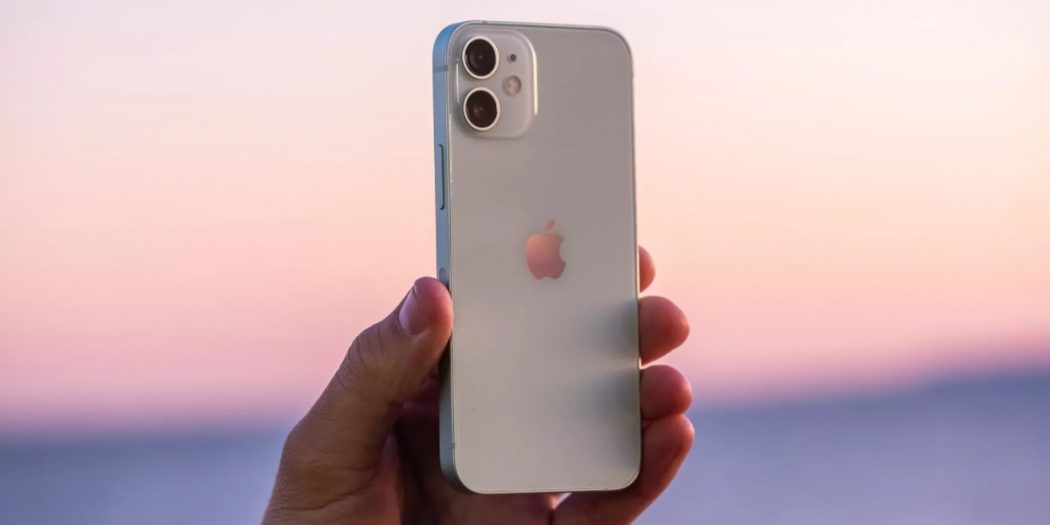 Hp iPhone Ukuran Kecil Apa Saja?