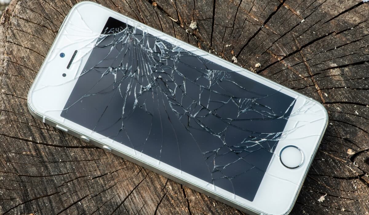 Cara Mengatasi HP iPhone Pecah atau Rusak | Tekno & Kripto